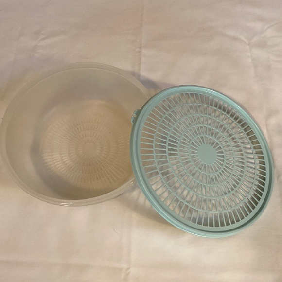 Tupperware | Kitchen | Tupperware Large Strainercolander Wlid | Poshmark